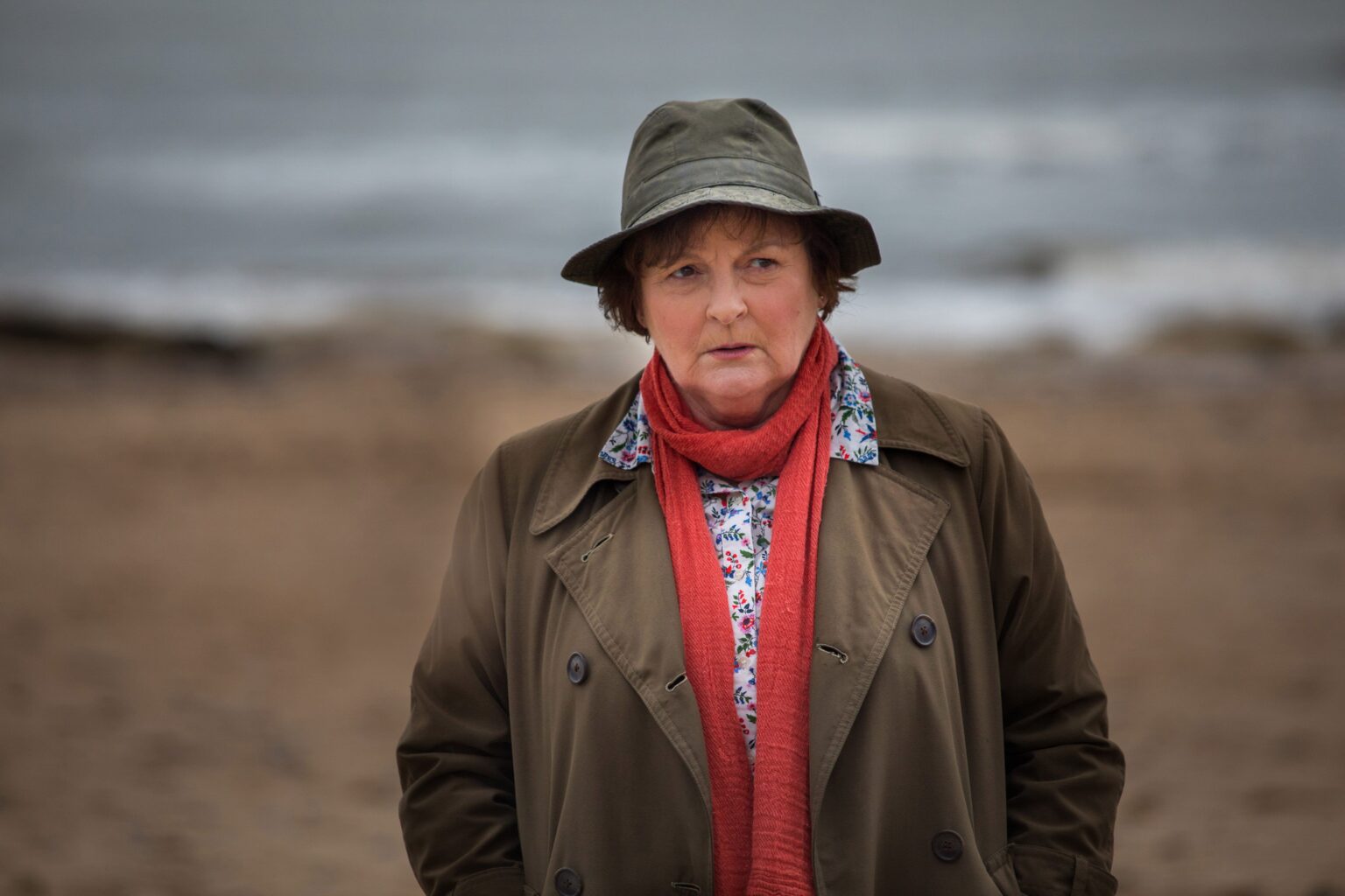 Vera: Entrevista a la actriz Brenda Blethyn - Aventuras Nerd